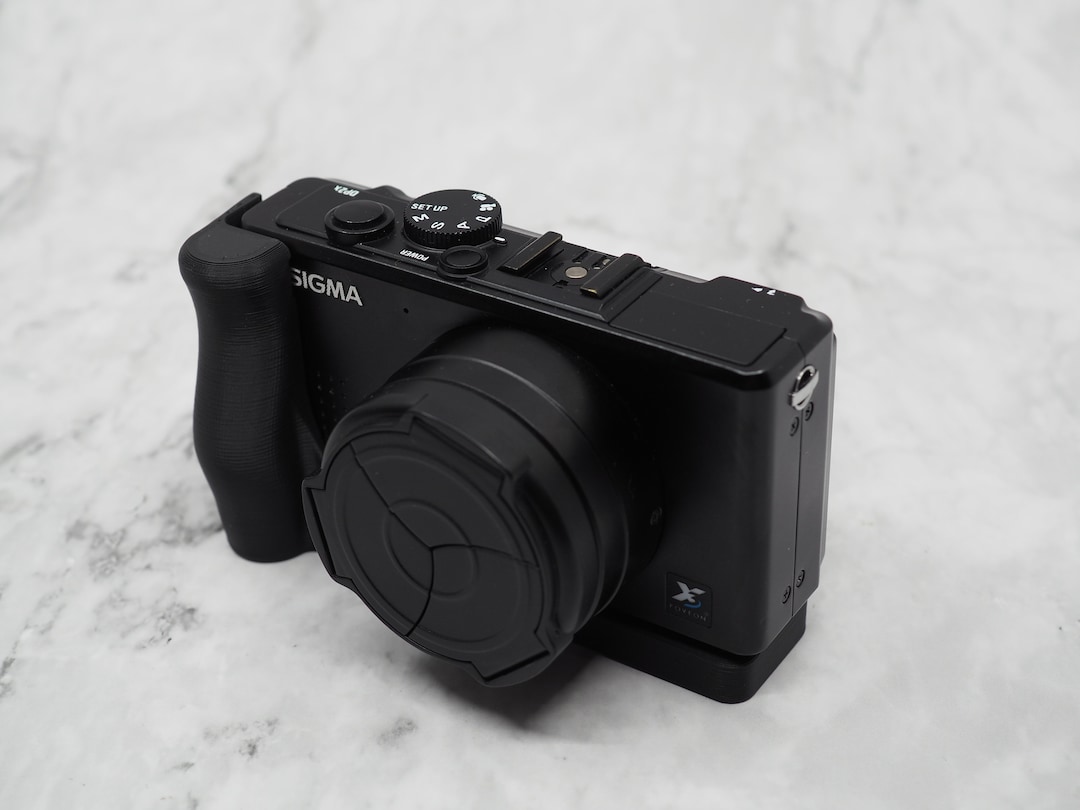 Sigma DP1-2 (all 14mp Versions) Hand Grip W/integral Thumb Grip, Camera NOT Included. - Etsy