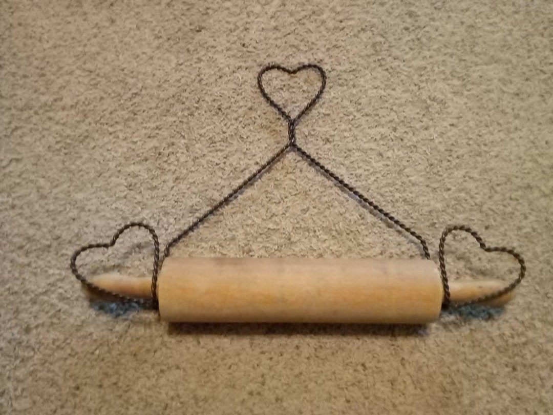 Vintage Twisted Wire Rolling Pin Holder With Hearts and Wood Rolling ...