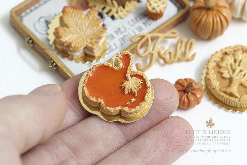 Autumn Pumpkin Pie in the Shape of Pumpkin FALL 12th Scale - Etsy