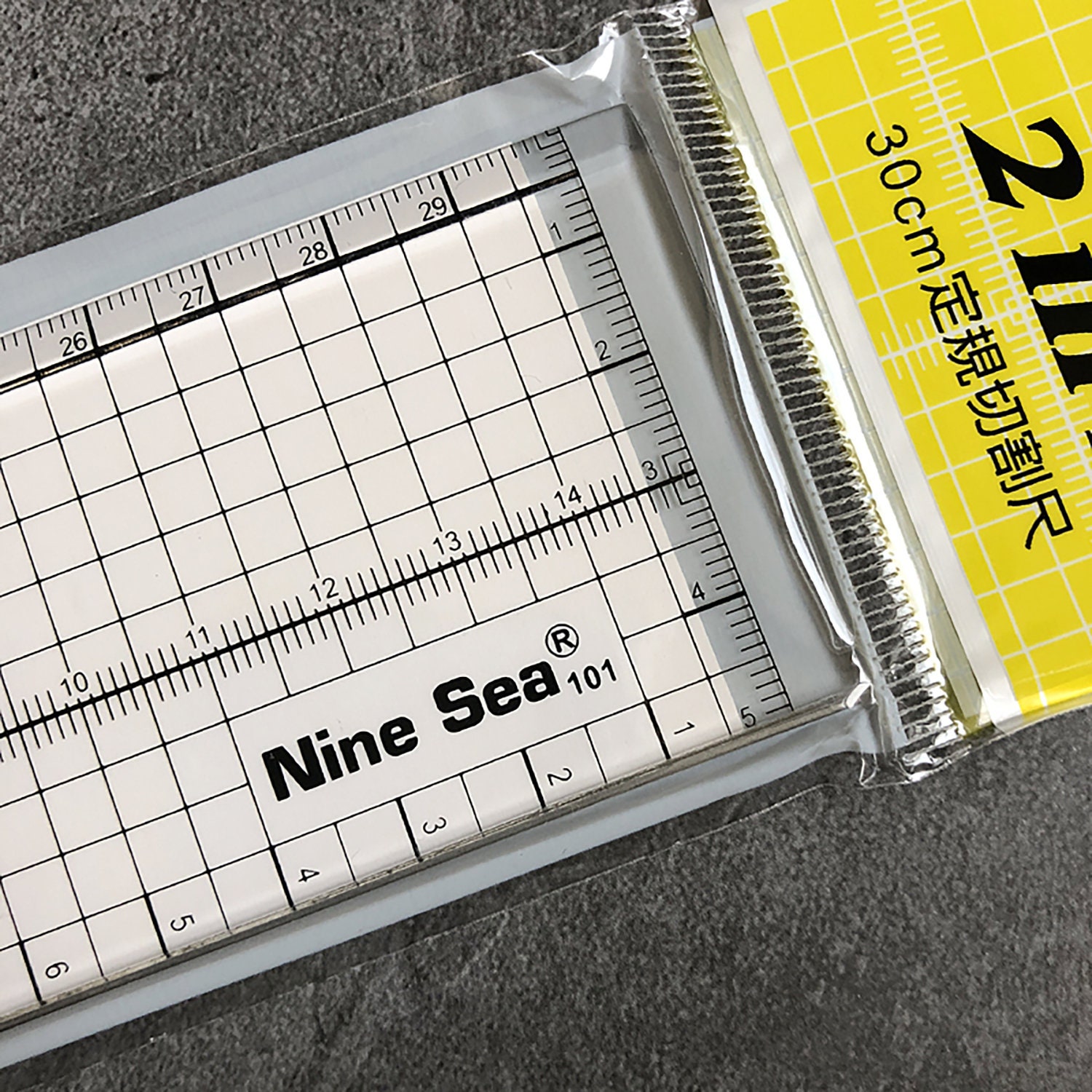 Taiwan Nine Sea Plastic Square Ruler Gauge With Metal Cutting Edge for ...
