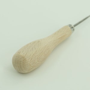 Superior Diamond Shape Hole Awl Hand Sewing Stitching Chisel Leathermob ...