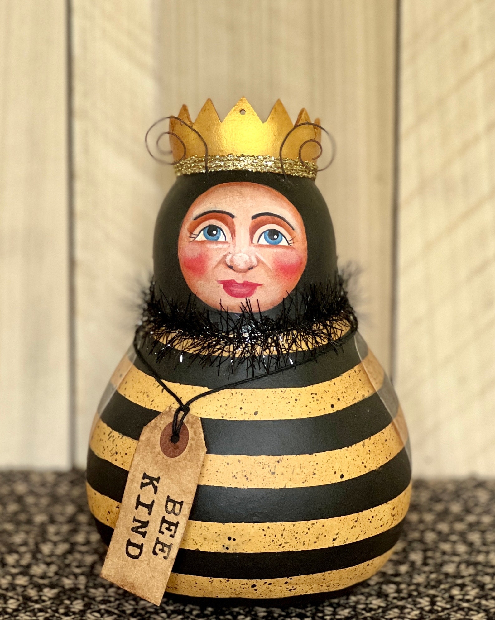 Queen Bee Gourd - Etsy