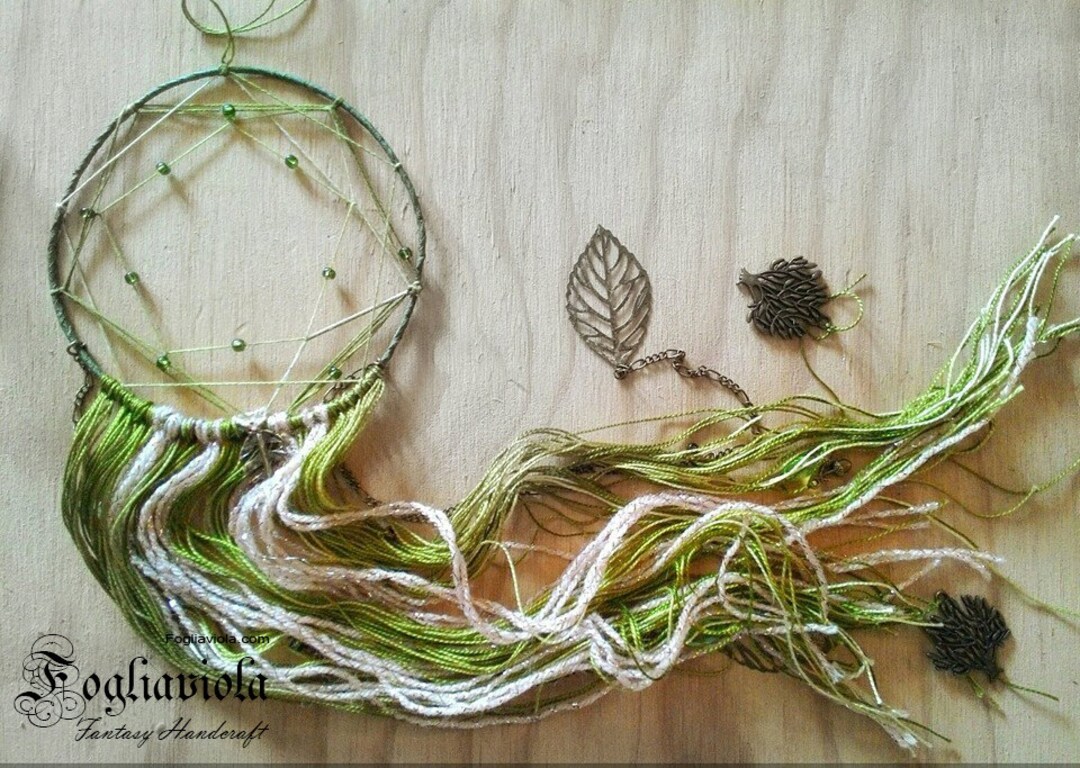 DREAMCATCHER PENTAGON Green Witch Ostara Decor Woodland Home Ornament ...