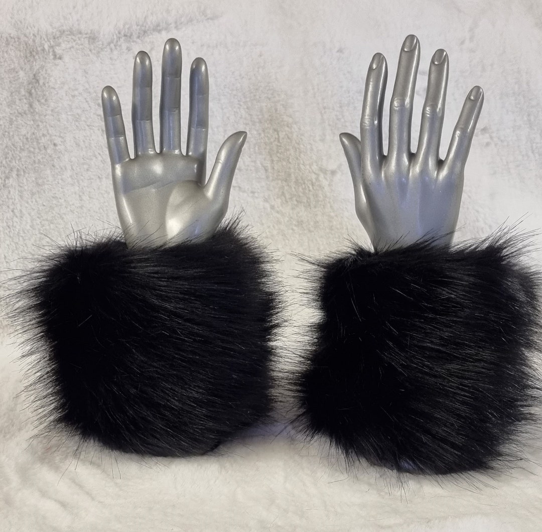 A Pair of Beautiful Shiny Black Faux Fur Cuffs fleece Lined Elasticated ...