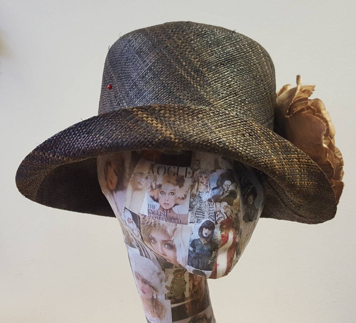 Brown Striped Raffia Cloche 20's Style Sun Hat with Cappuccino Velvet ...