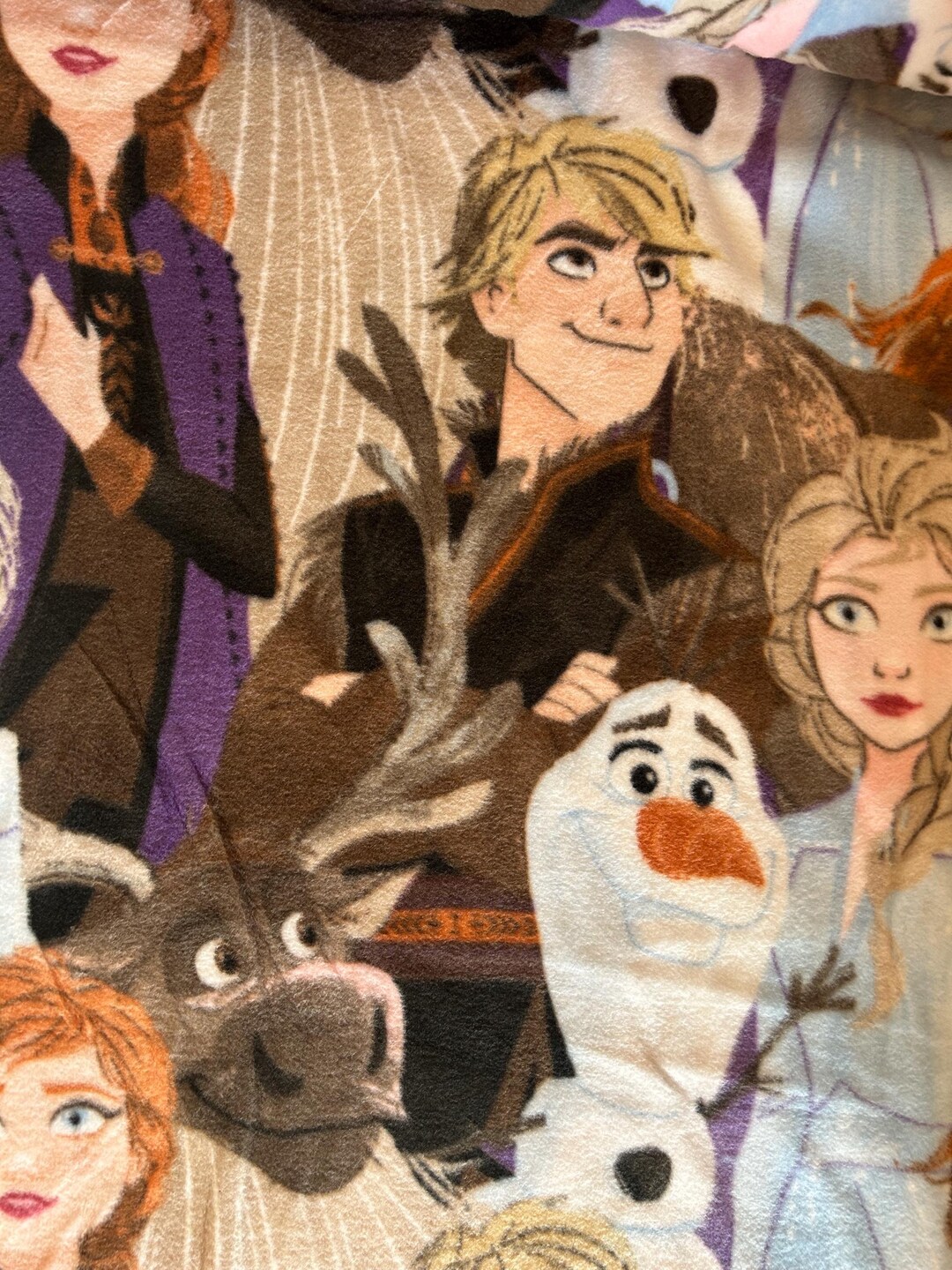 Frozen 69814 Elsa & Anna 58" FLEECE 100% Polyester 60" Wide Fabric by ...