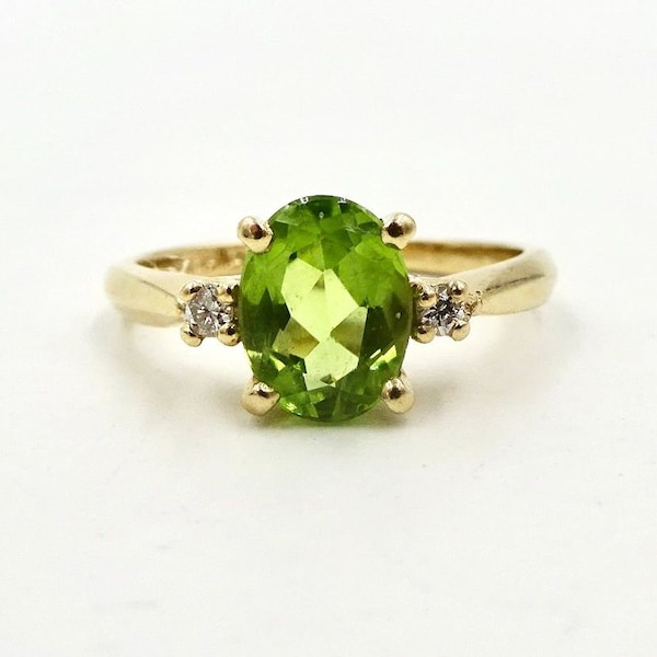 Vintage Peridot Ring - Etsy