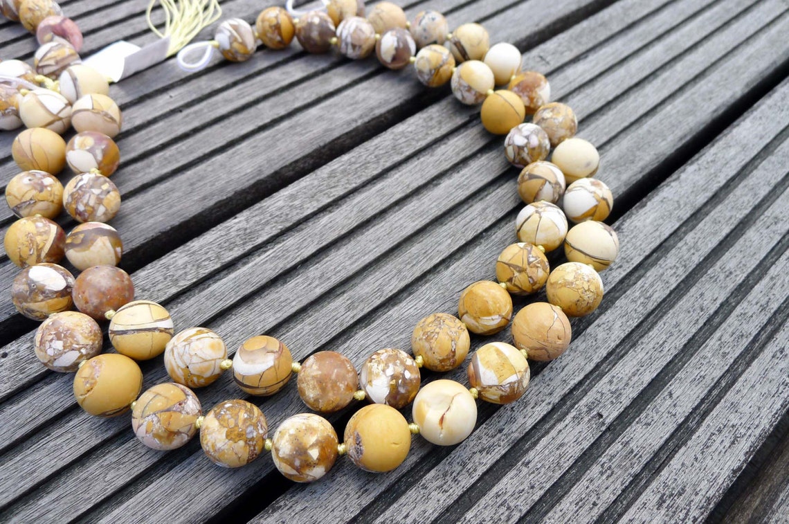 Matte Brecciated Mookaite Jasper Round Beads 13.5-14mm (ETB00263 ...