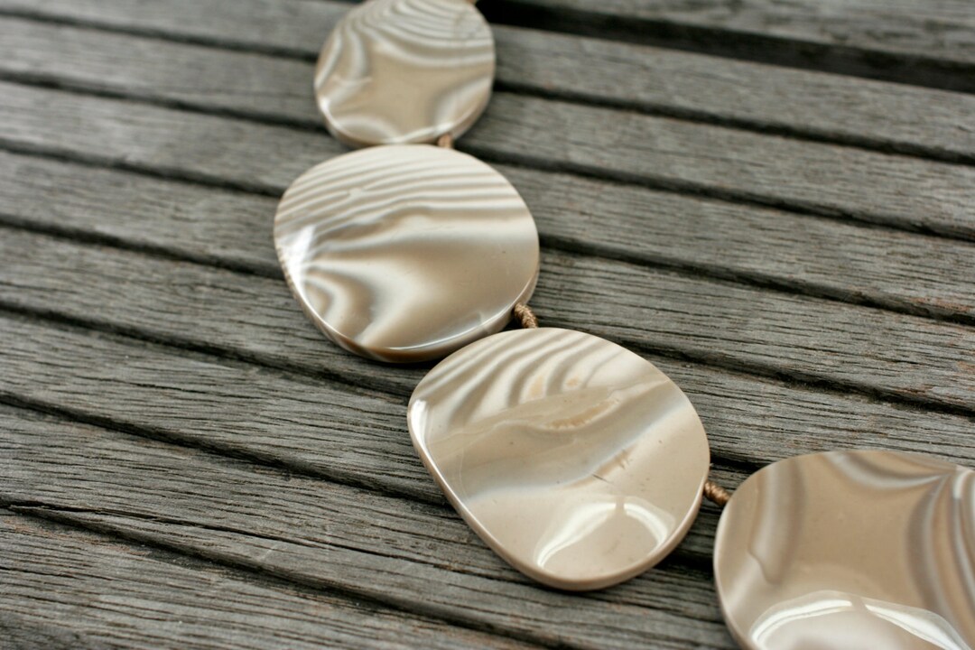 Flint Stone 28-39mm Freeform Beads (ETB00979) Unique Jewelry/vintage ...