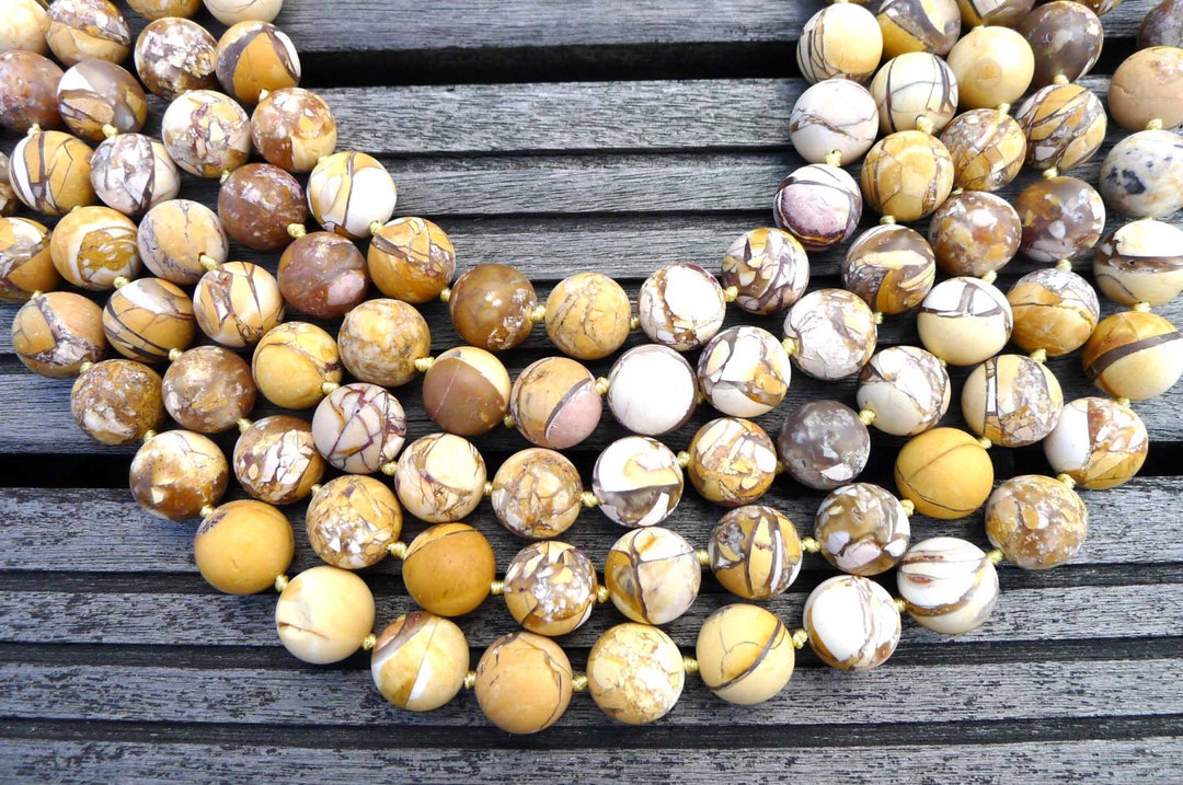 Matte Brecciated Mookaite Jasper Round Beads 13.5-14mm (ETB00263 ...