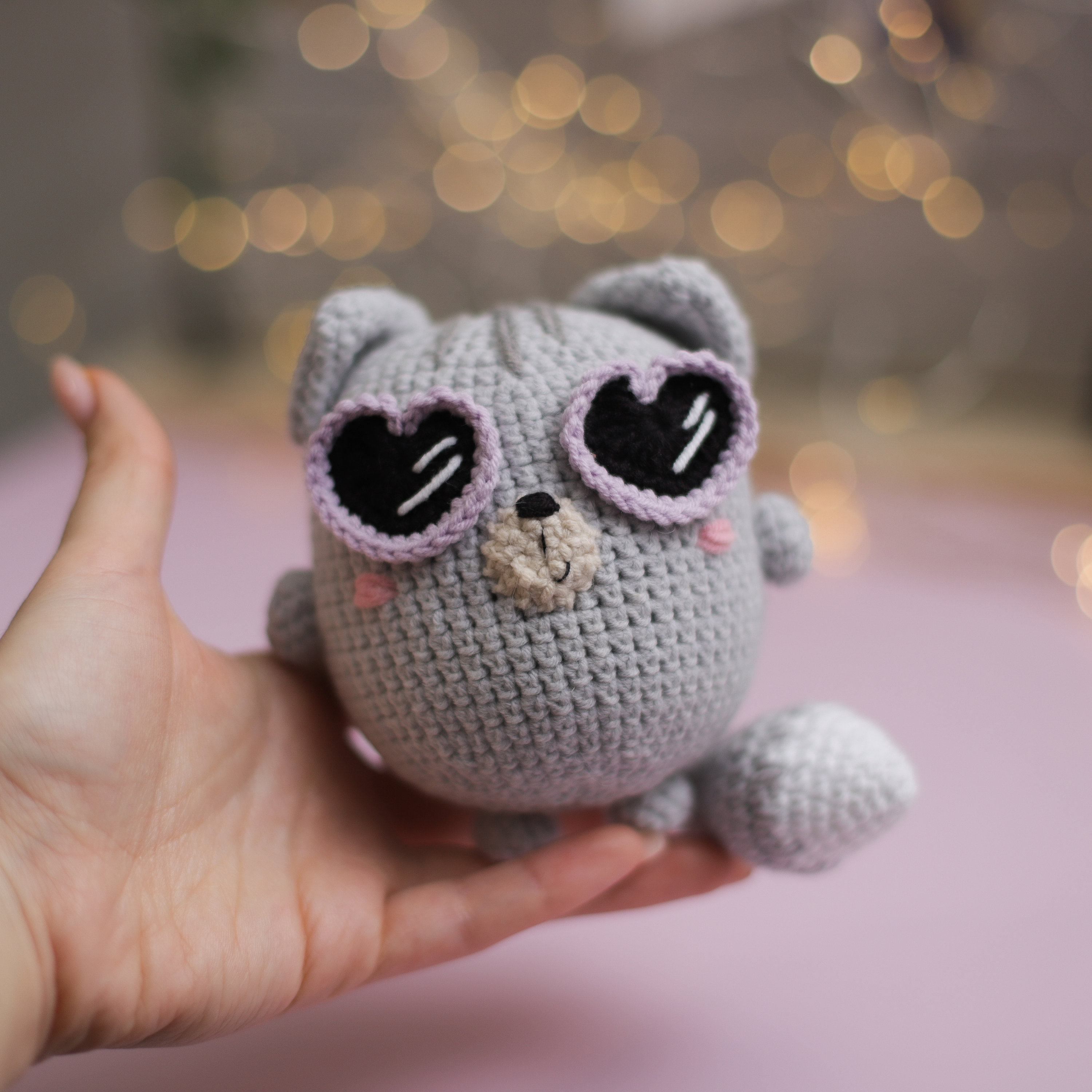 Crochet PATTERN Cat Heart Valentine's Day Decor Tutorial | Etsy