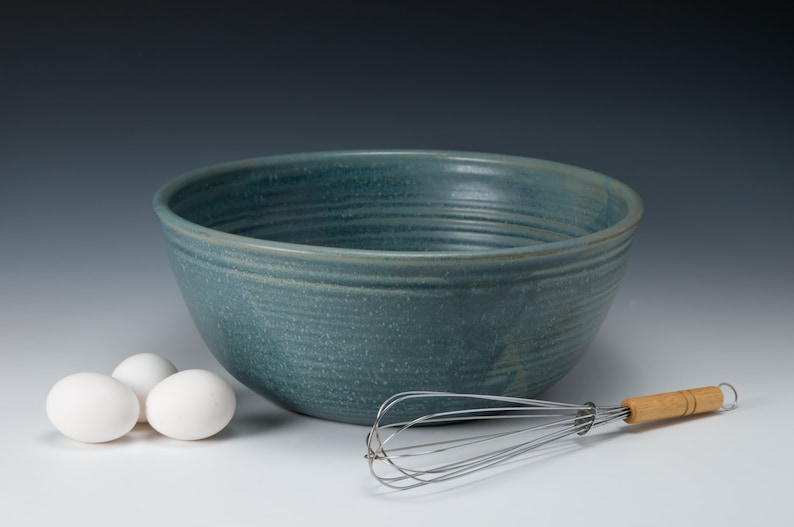 Large Pottery Mixing Bowl - Etsy