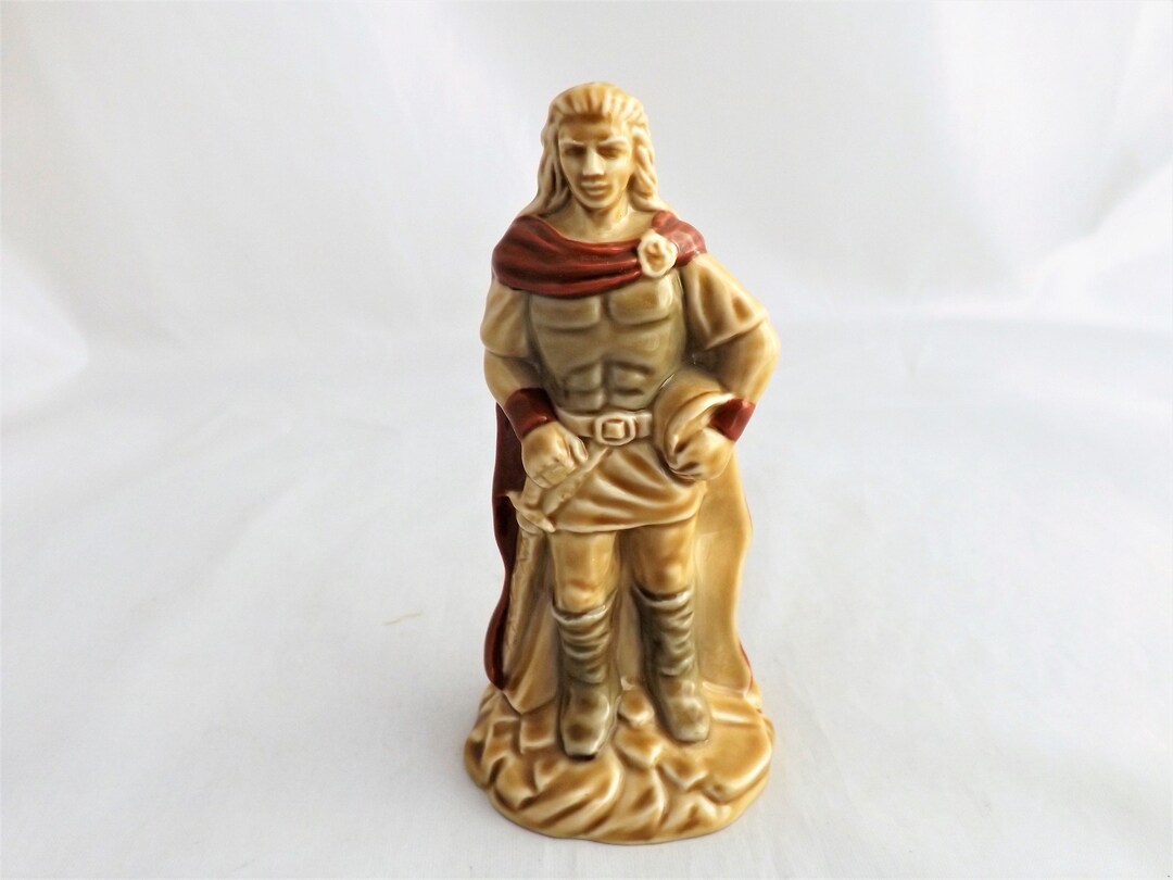 Wade Camelot Series Lancelot Made in 1997 (perfect) - Etsy