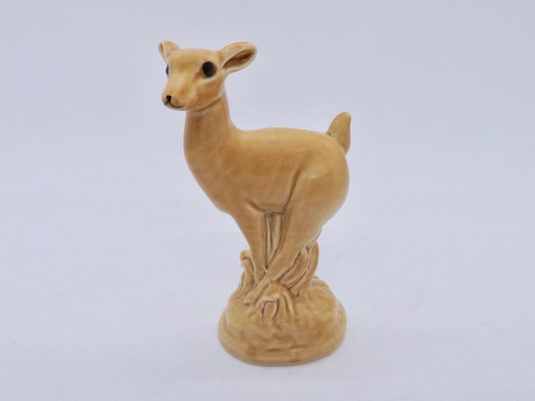 Wade Fizzy the Fawn Goodie Box Figure 1999 perfect - Etsy