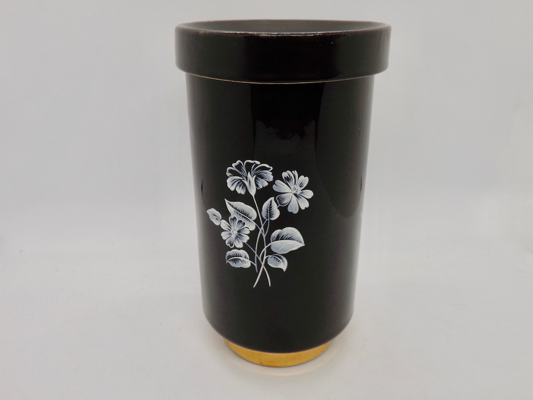 Wade Flower Vase With Lid 1950's (perfect) - Etsy