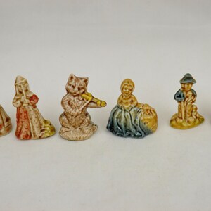 Wade Rare Complete Set of Miniature Nursery's Rhymes All 24 (perfect ...