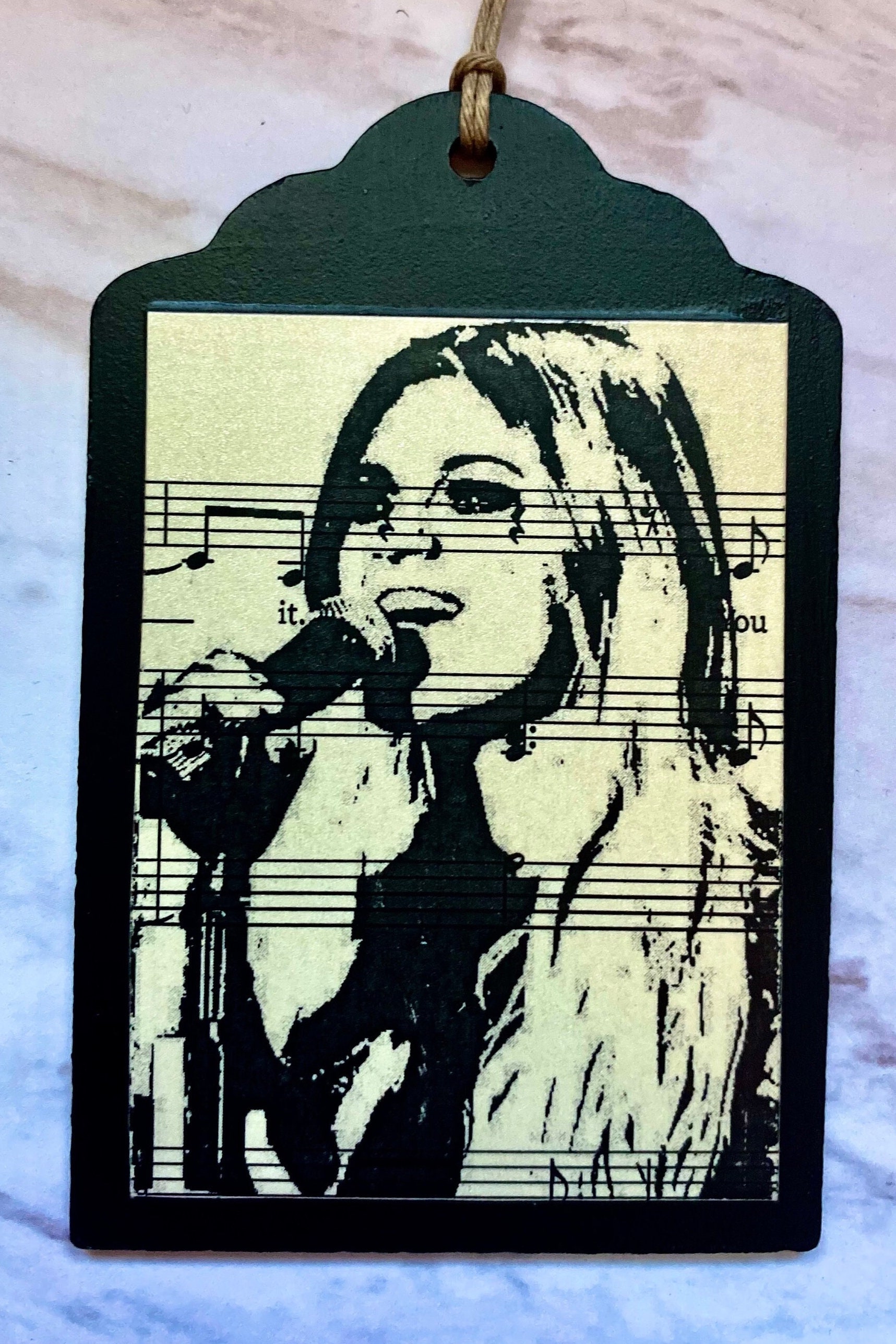 Kelsea Ballerini Inspired Silhouette - Peter Pan - Decoration Ornament ...