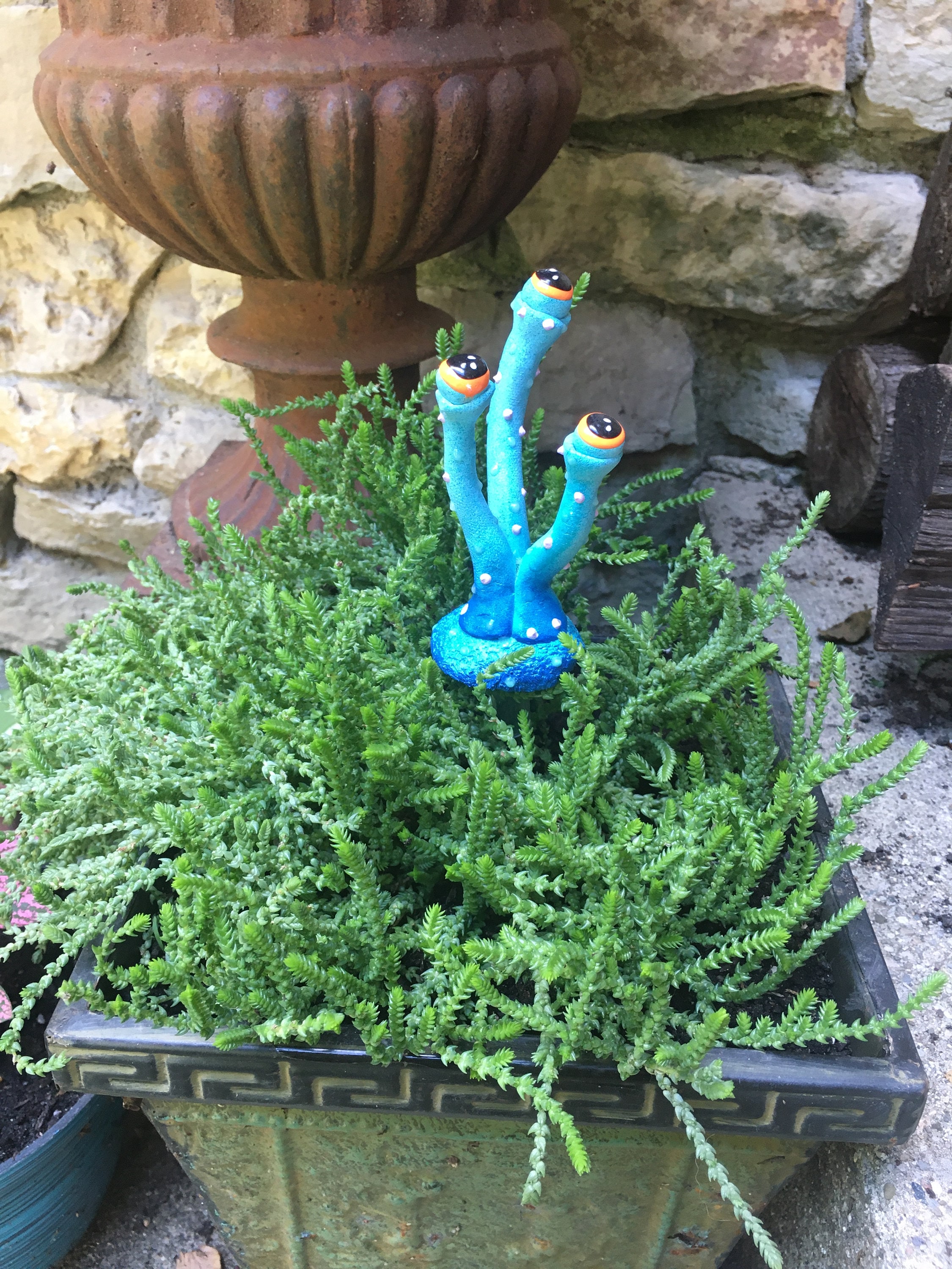 Three Eyed Alien Garden Stakes,Yard Art, Great Gift,Lawn decor,Outdoor ...