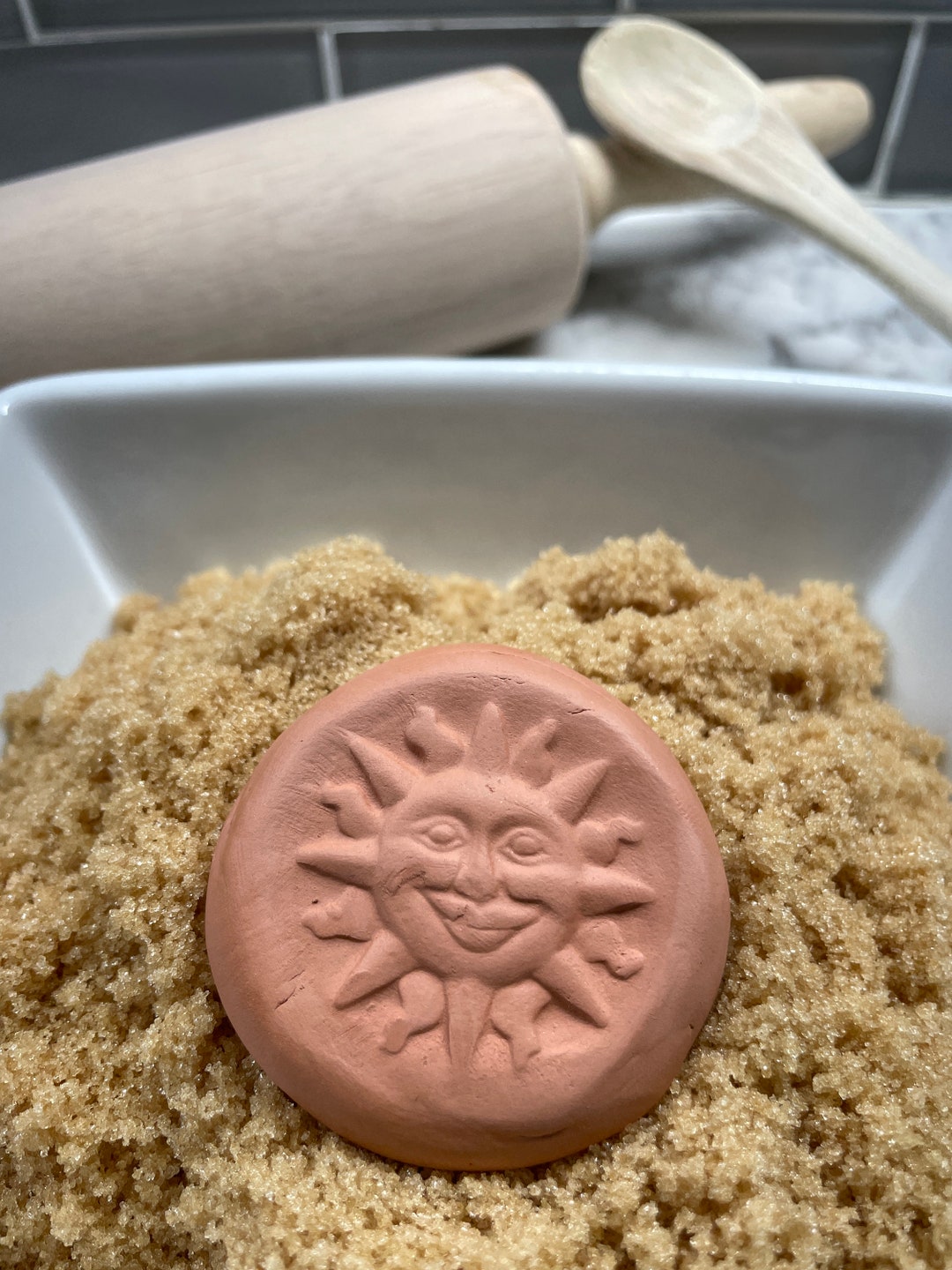 Brown Sugar Saver Sun Face Sugar Saver Kitchen Gift Sugar Softener Disk ...