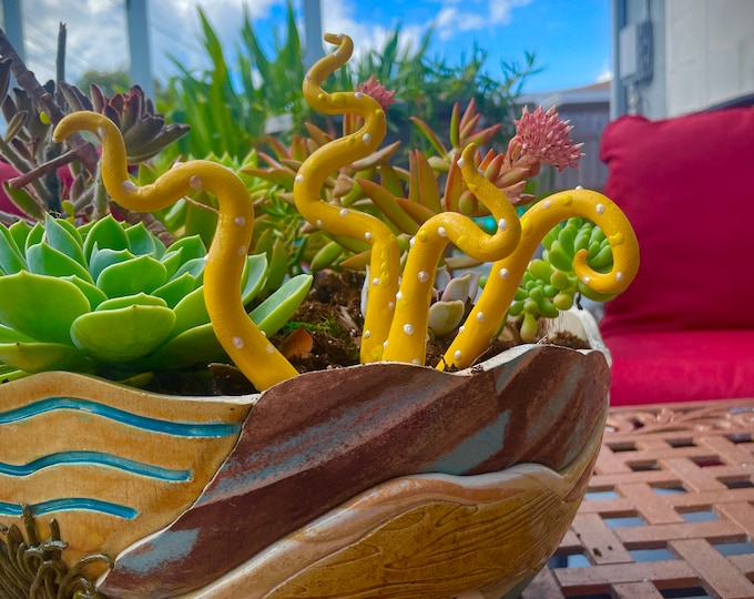 Tentacle Plant Art Yellow Octopus Tentacle Stakes Octopus Decor ...