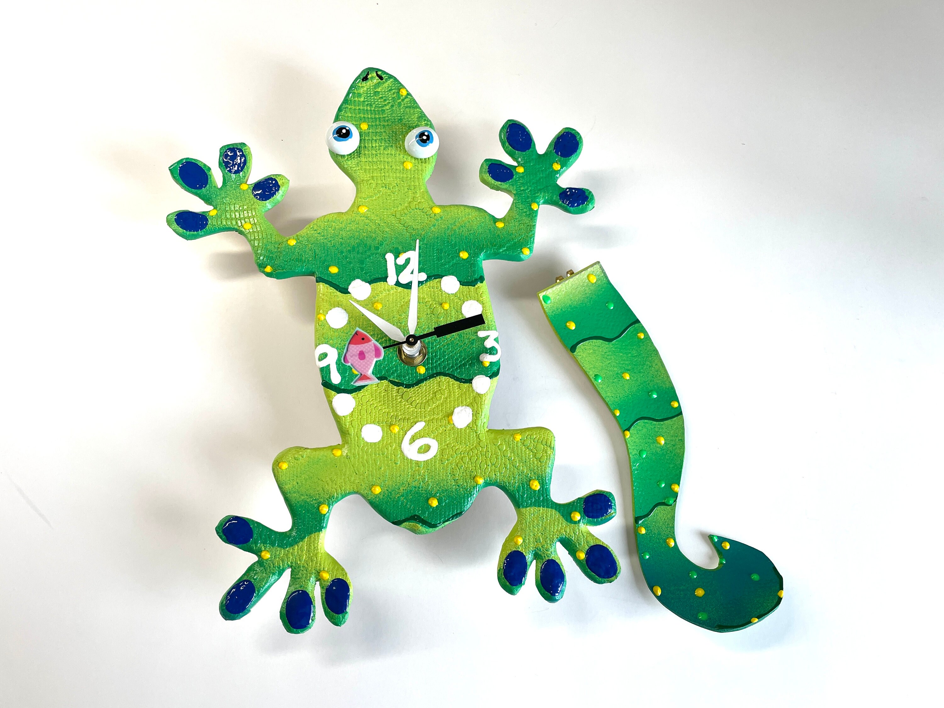 Whimsical Gecko Wall Clock with Pendulum, Ceramic Lizard clock, unique ...