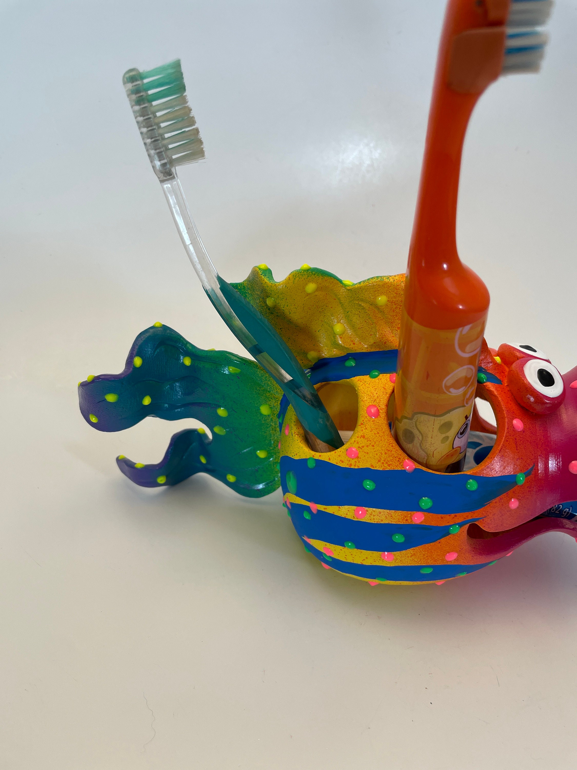Kid's toothbrush Holder,Fish Room Decor, Beach Theme, Sea Life Art ...