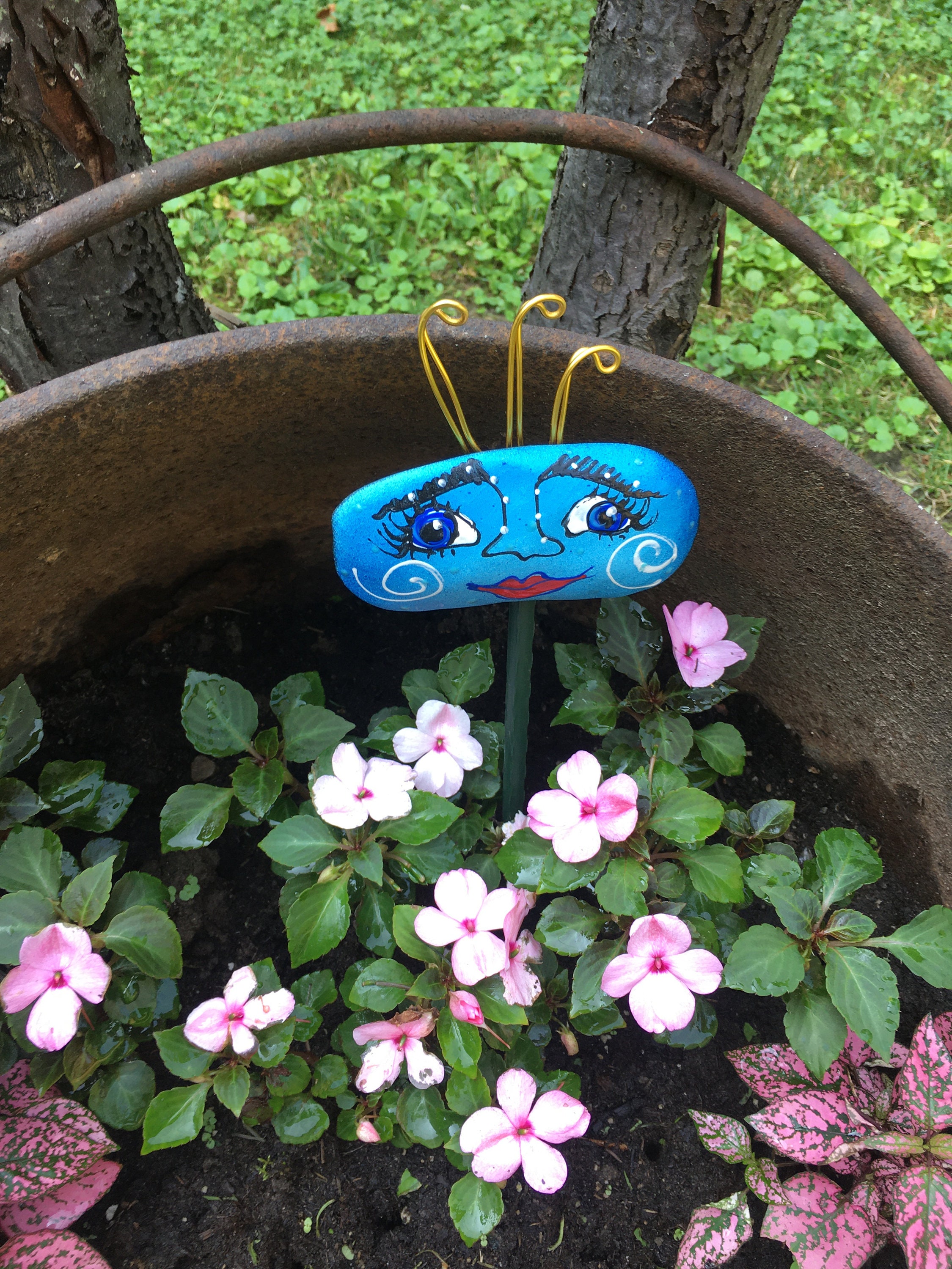 Unique Face Garden Yard Stake is a Lovely addition to your backyard ...