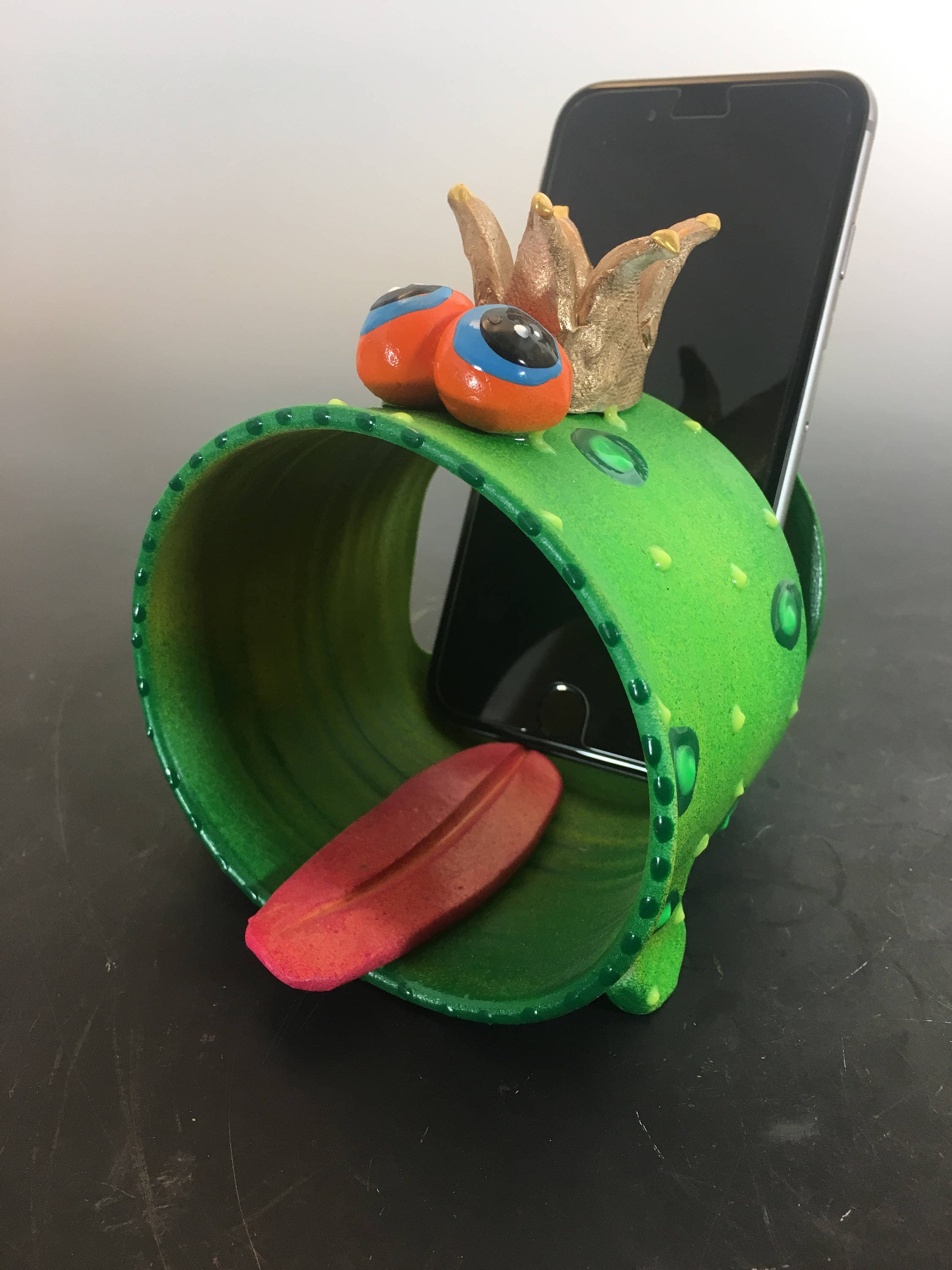 Cell Phone Speaker Holder,Cell Phone Desk Stand, ipod holder, , iPhone ...