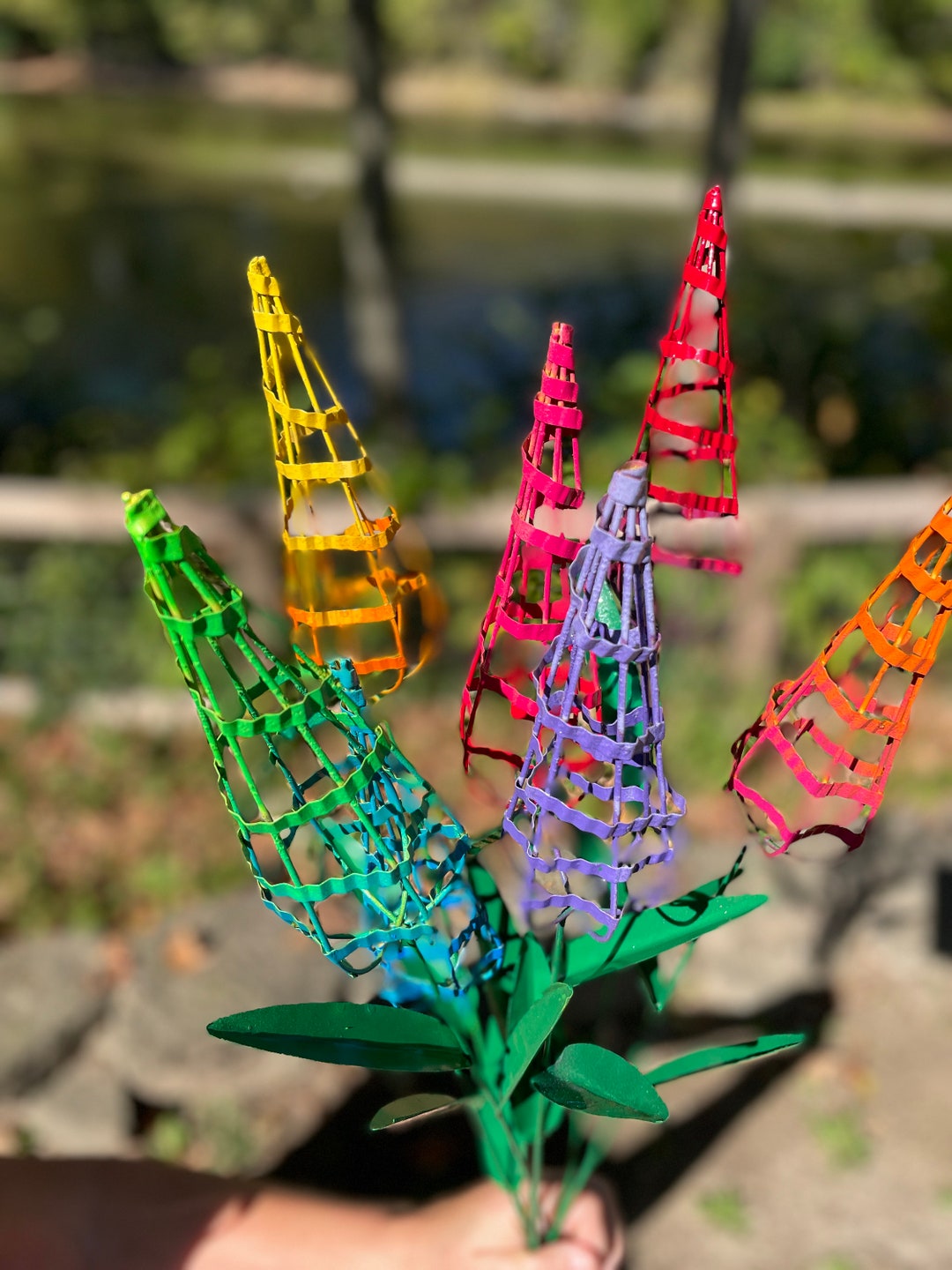 Spiral Metal Flower Garden Decor, Metal Sculpture Set of 7, 24'' Tall ...