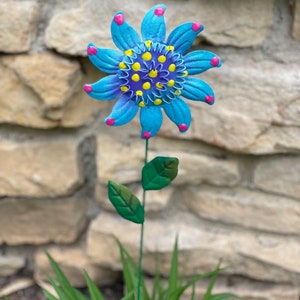 Metal Spring Flower Garden Stakes,set of Five Metal Garden Stakes, Yard ...