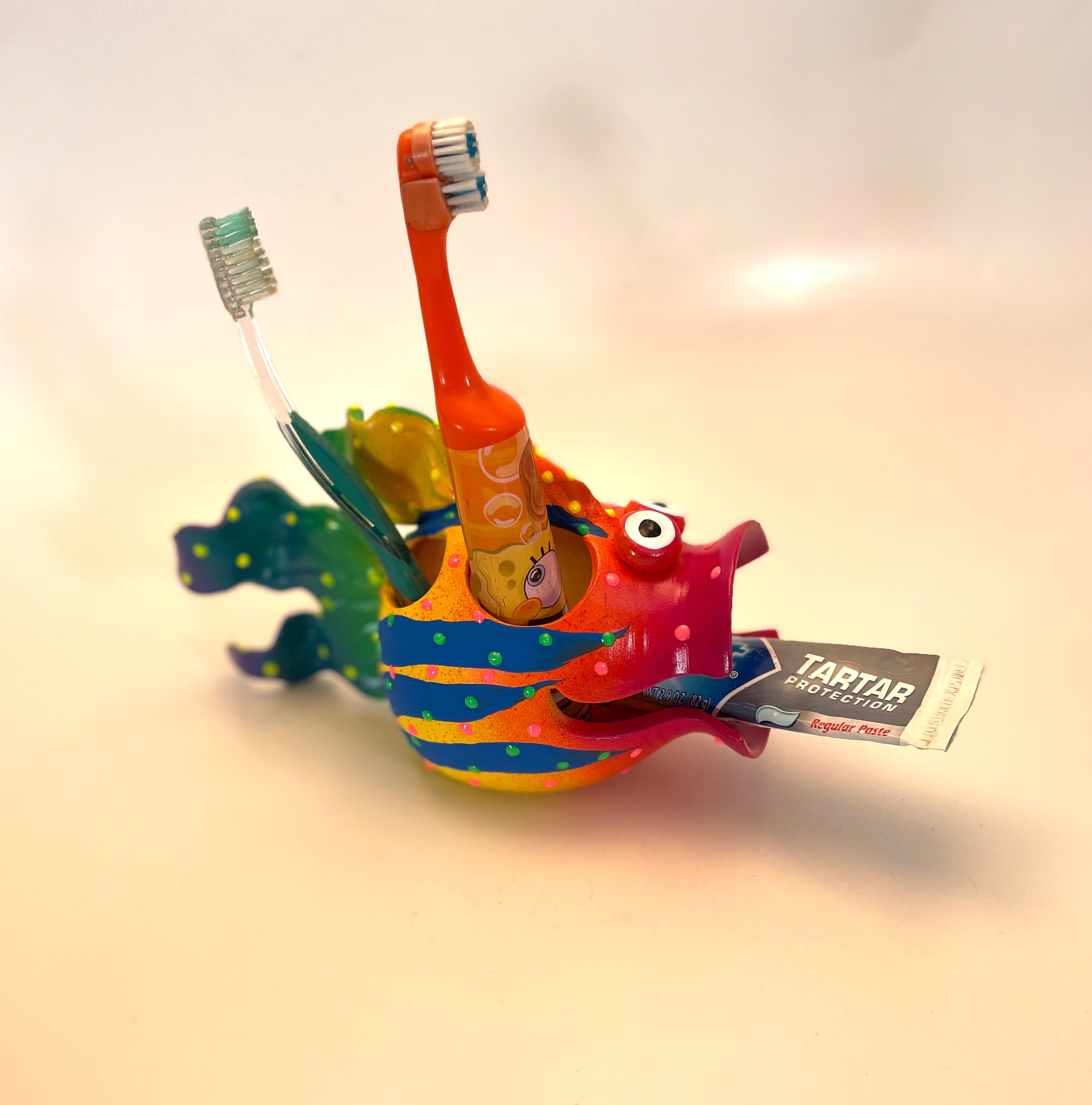 Kid's toothbrush Holder,Fish Room Decor, Beach Theme, Sea Life Art ...