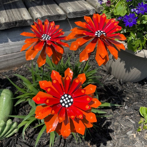 Metal Flower Garden Decor Metal Sculpture Set of 7 - Etsy