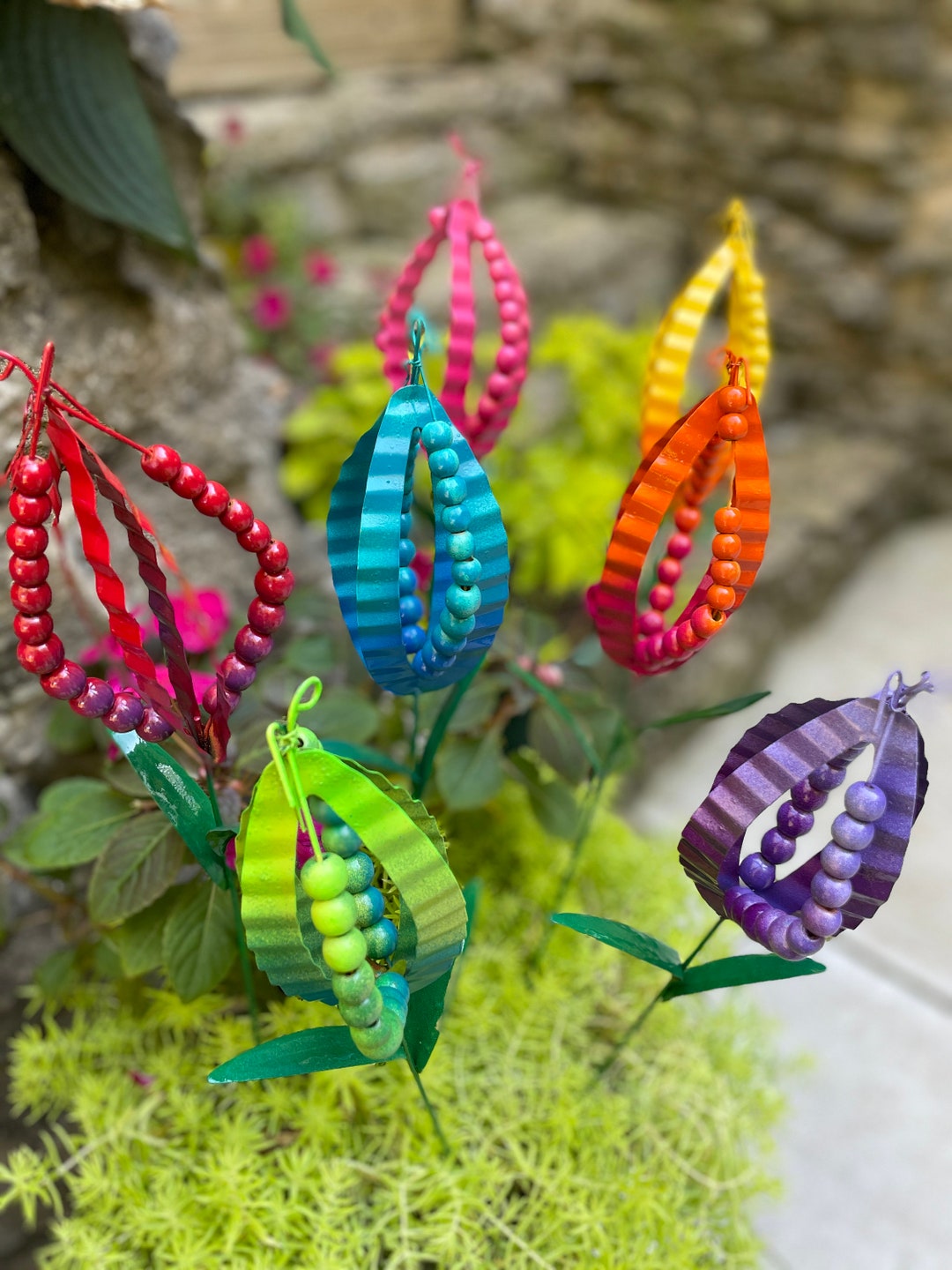 Metal Flower Garden Decor, Metal Sculpture Set of 7, 24'' Tall, Garden ...