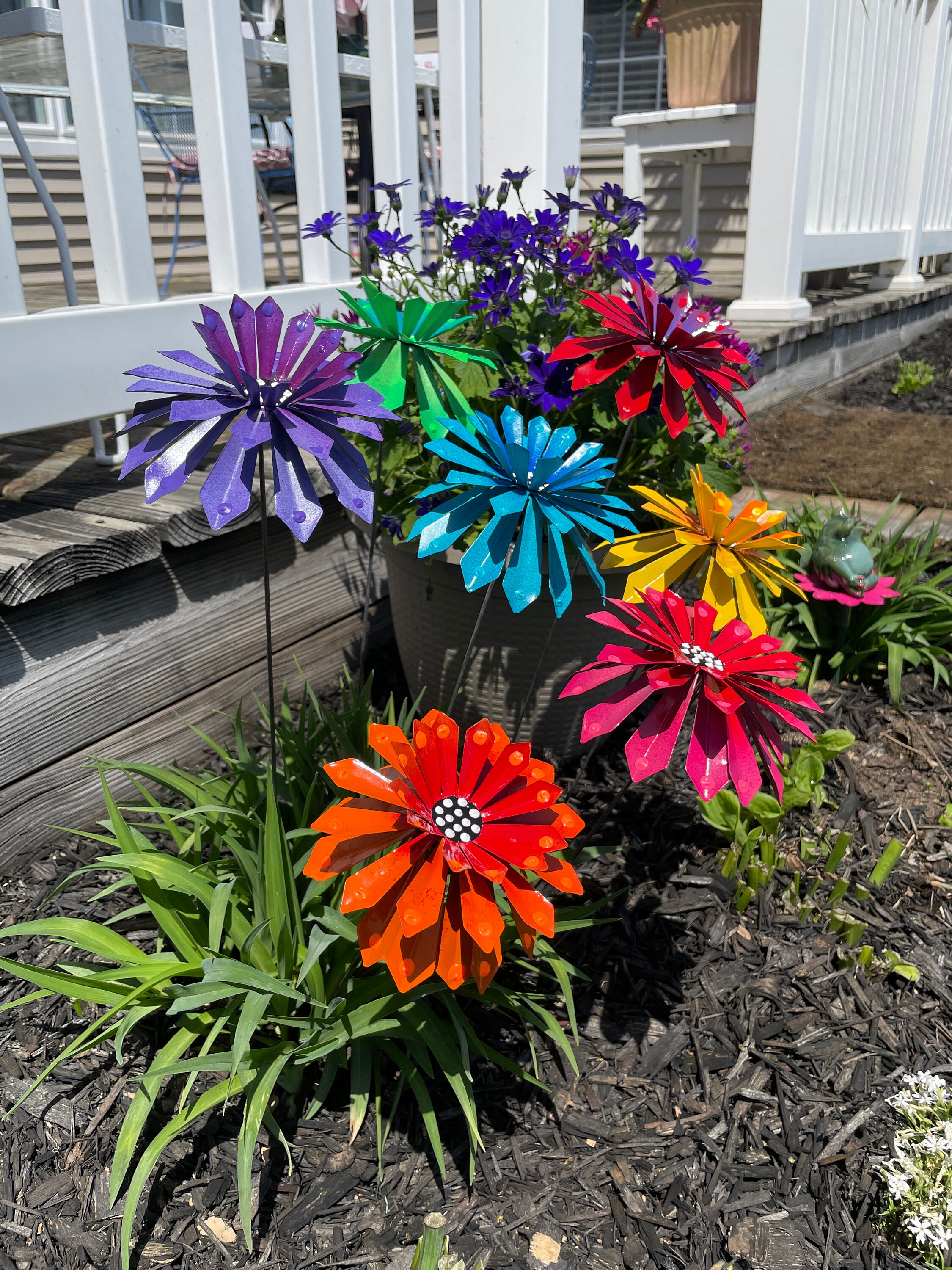 Metal Flower Garden Stake,Yard decoration, Metal Art, Garden Sculpture ...