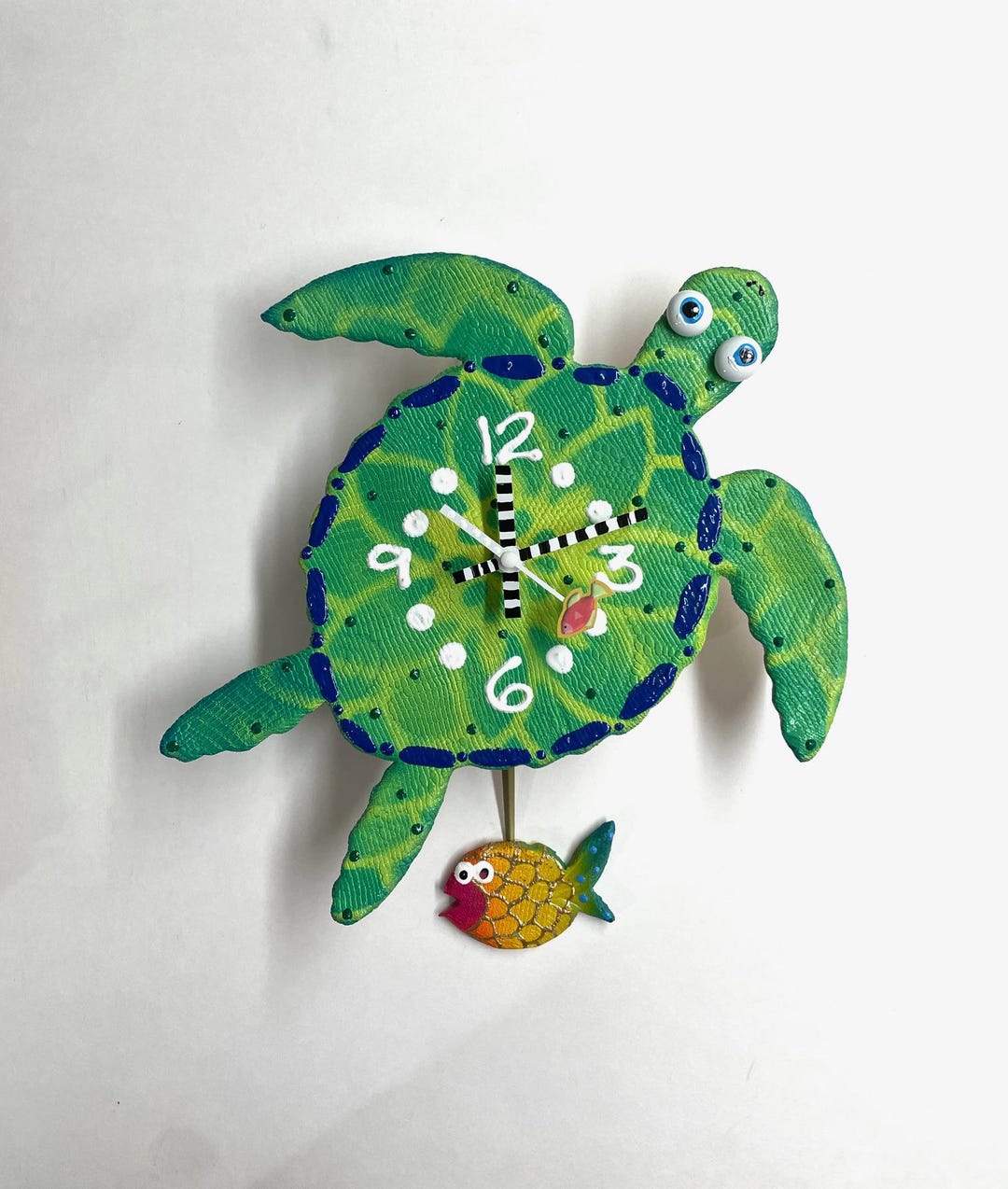 Sea Turtle Wall Clock With Swinging Fish Pendulum,beach House Decor ...