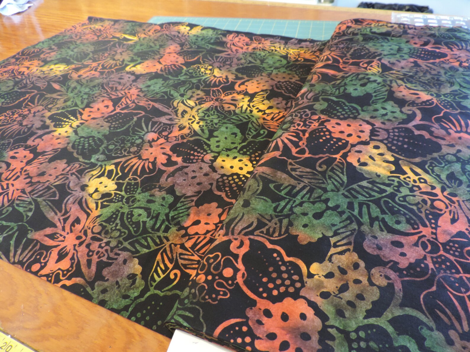 A Stunning Batik With a Hawaiian Style Floral Pattern. - Etsy