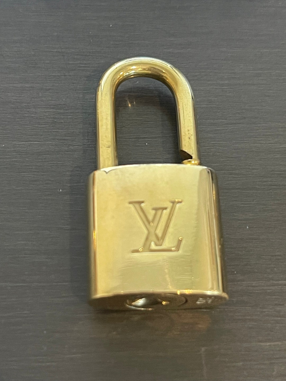 Louis Vuitton Padlock and NO KEY #316 Lock Brass #10939 - Etsy