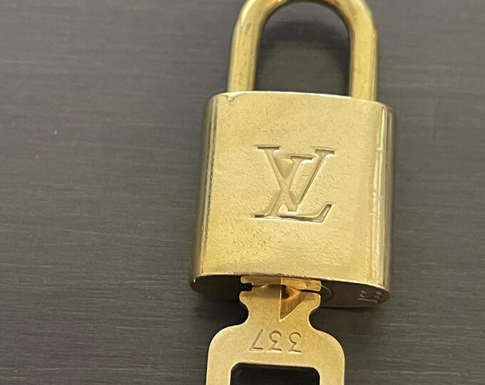 Pinkerly Special Louis Vuitton Padlock and One Key #337 Lock Brass ...
