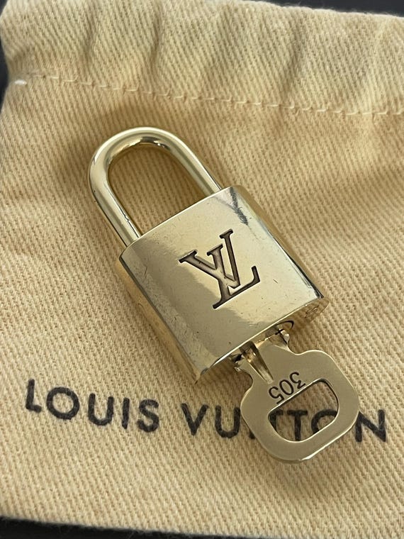 Louis Vuitton padlock and one key #305 lock brass and… - Gem