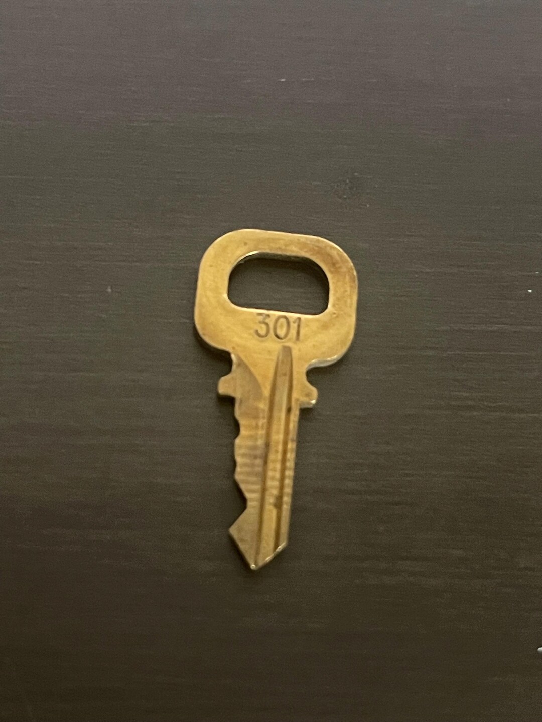 KEY Louis Vuitton Only One Key #301 Lock Brass - Etsy