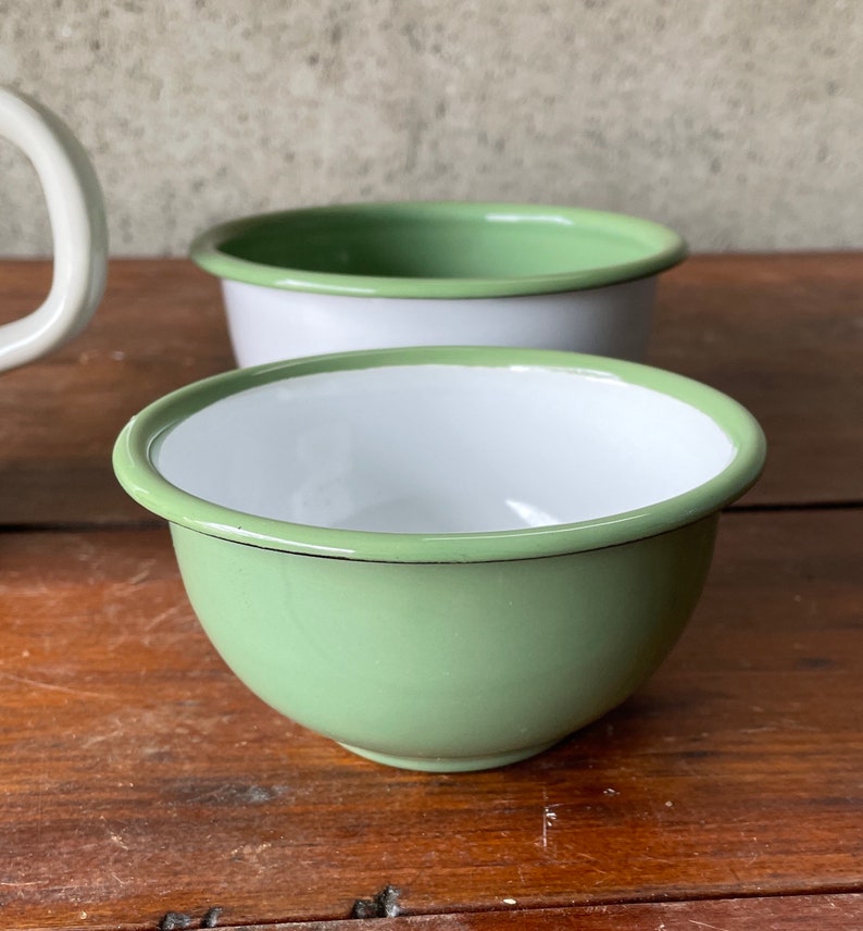 3pc Vintage Porcelain Enamel Measuring Cup Bowl Set // - Etsy