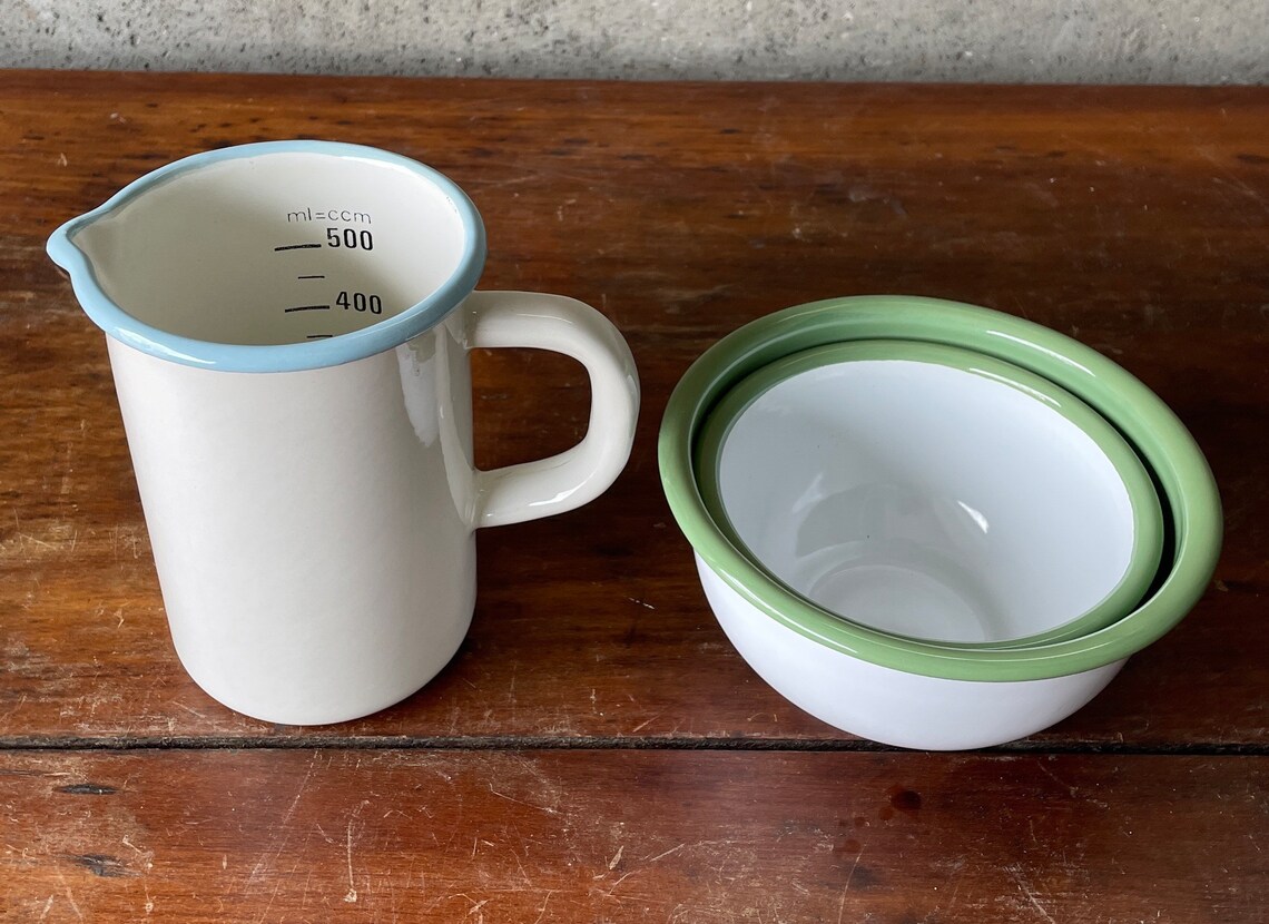3pc Vintage Porcelain Enamel Measuring Cup Bowl Set // - Etsy