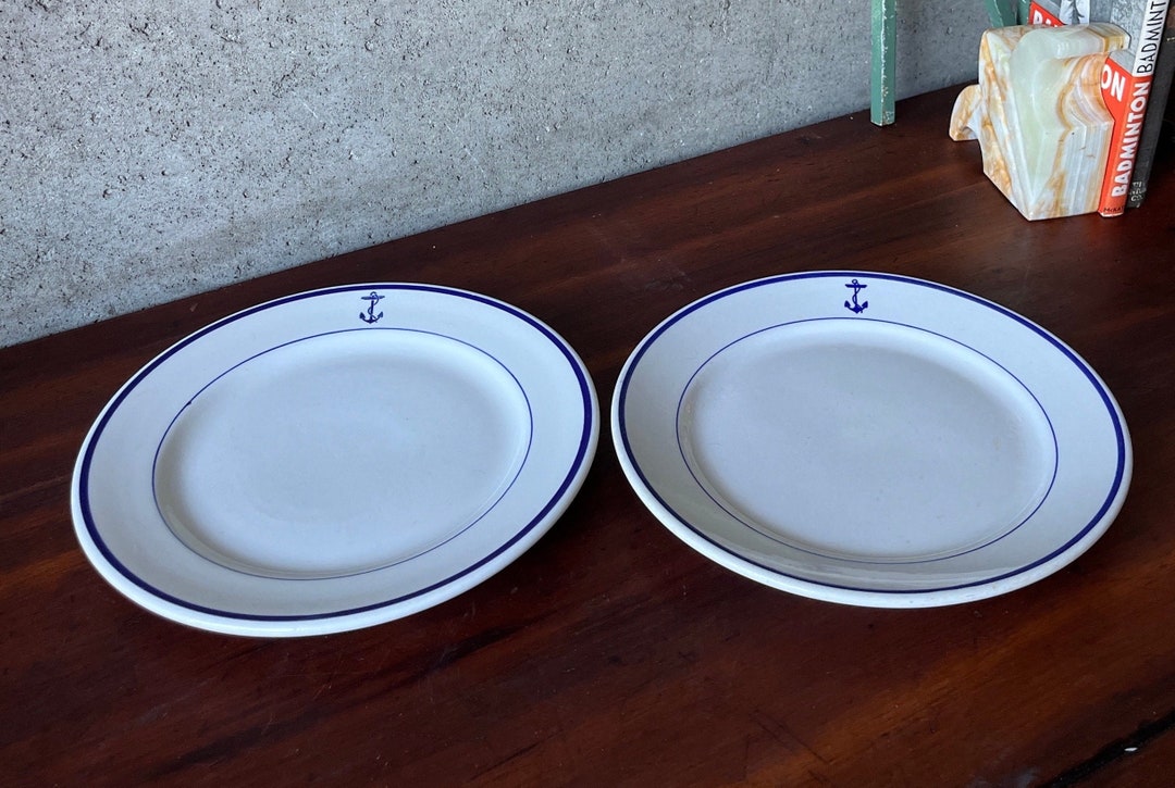 Pair 2 US NAVY 9.75 Dinner Plates / Nlon Submarine Base Mess Hall ...