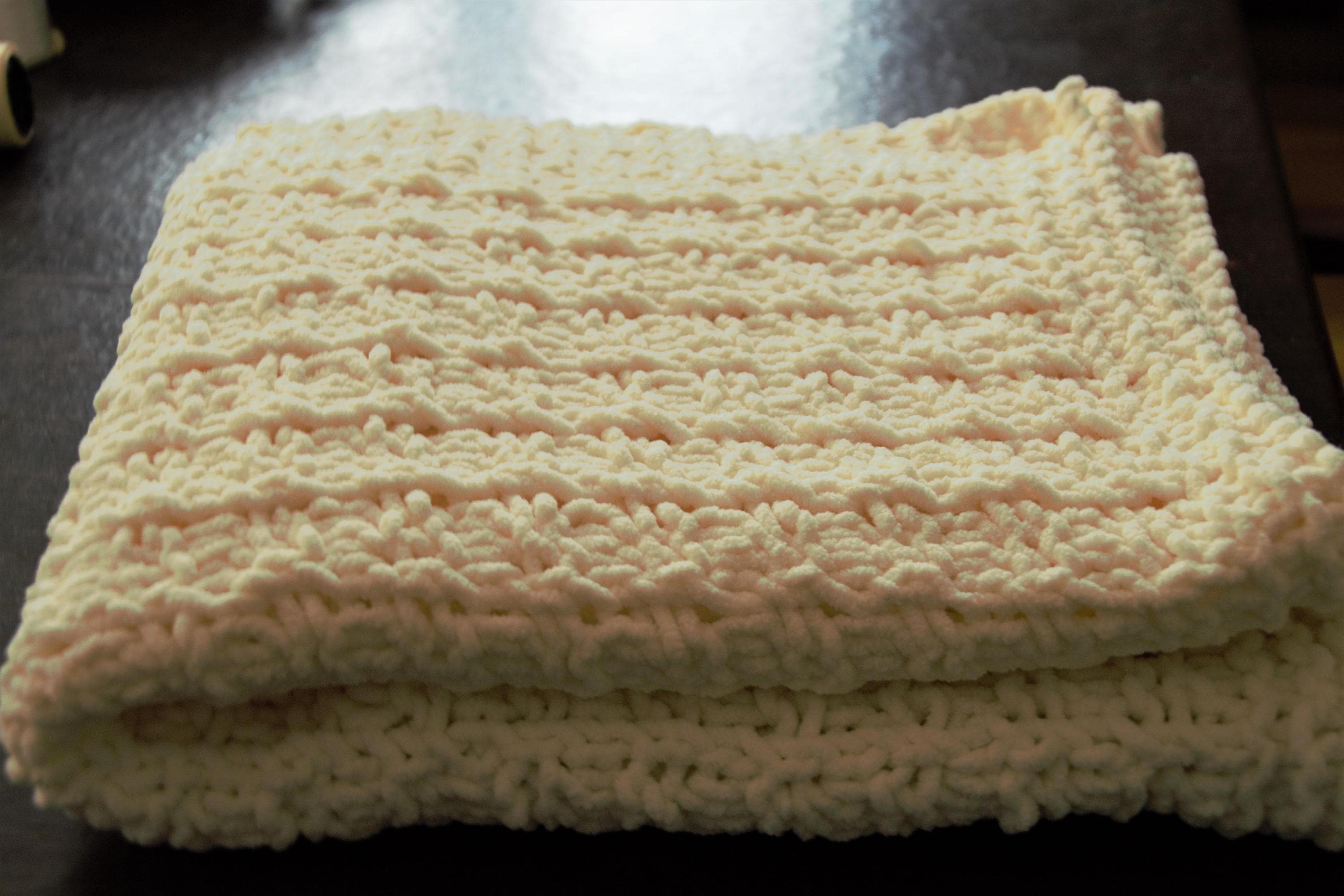 Vintage White Waffle Pattern Blanket - Etsy 日本