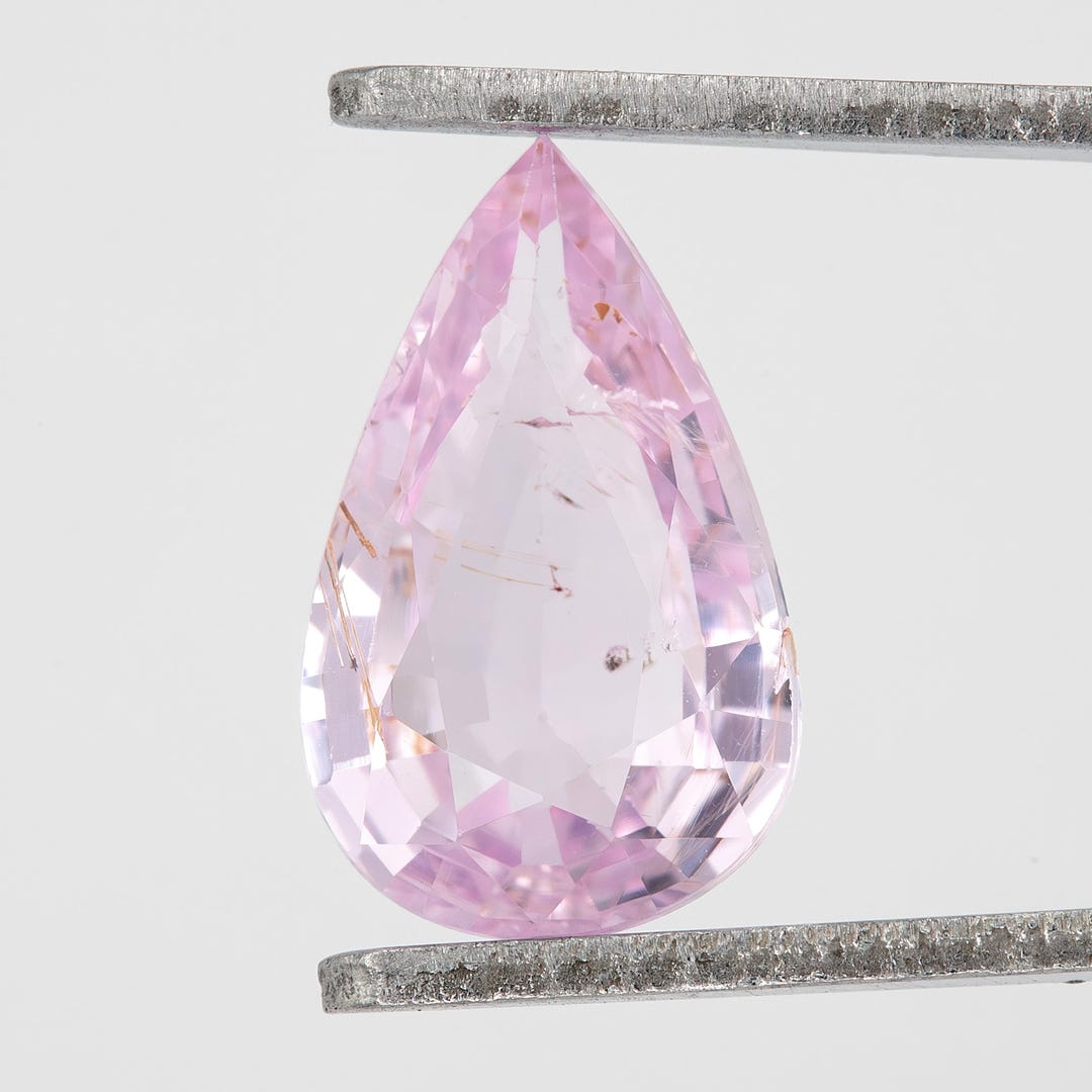 1.43ct Blush Pink Sapphire | Pear Cut Natural Gemstone From Madagascar ...