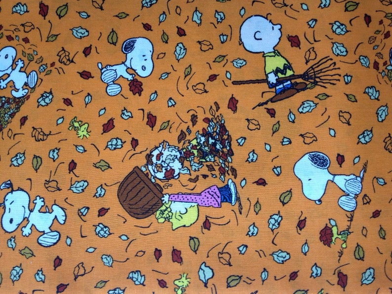 Fabric Remnant / Peanuts Falling Leaves / Charlie Brown / Snoopy - Etsy