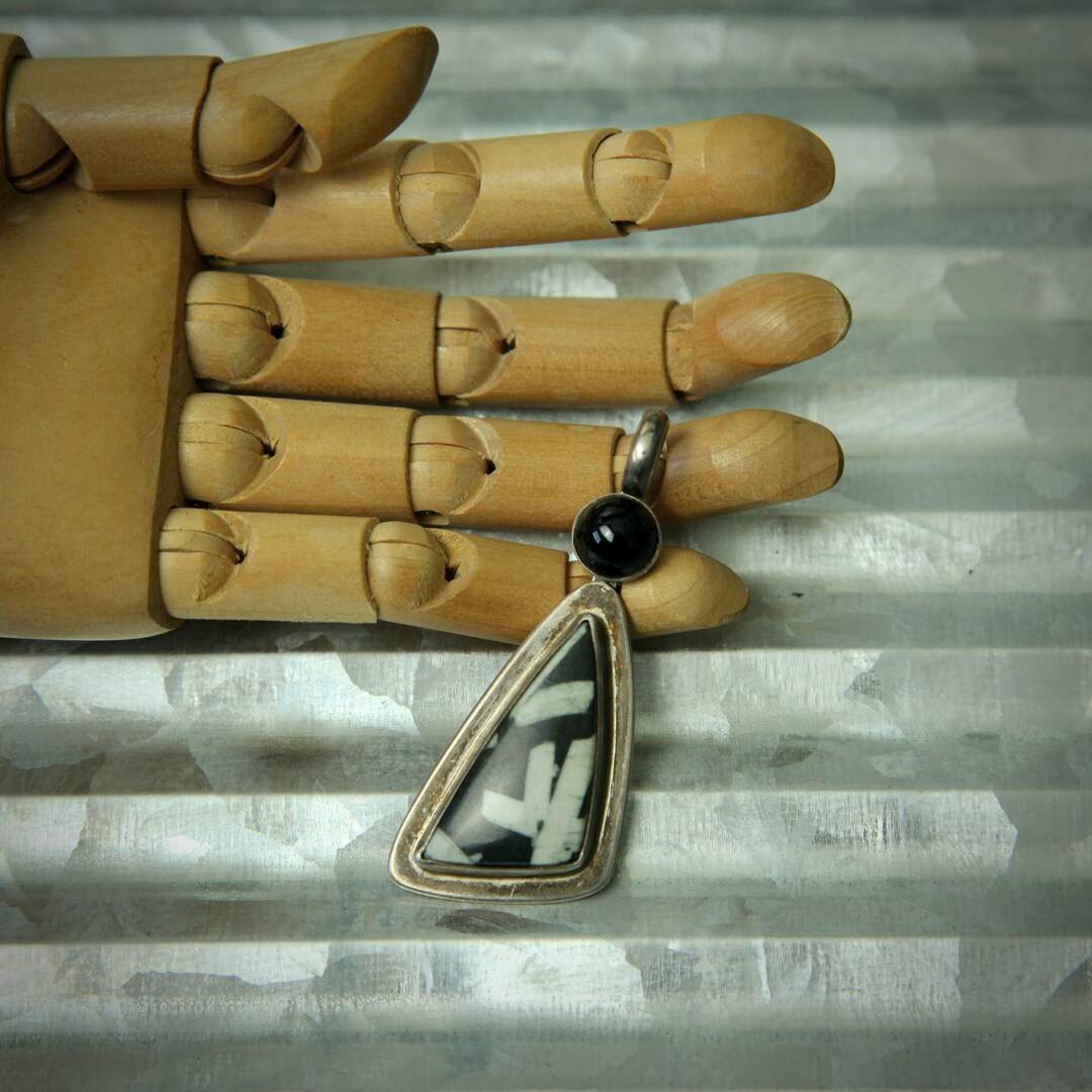 Vintage | Triangular | Chinese Writing Stone | Round | Onyx | Sterling ...