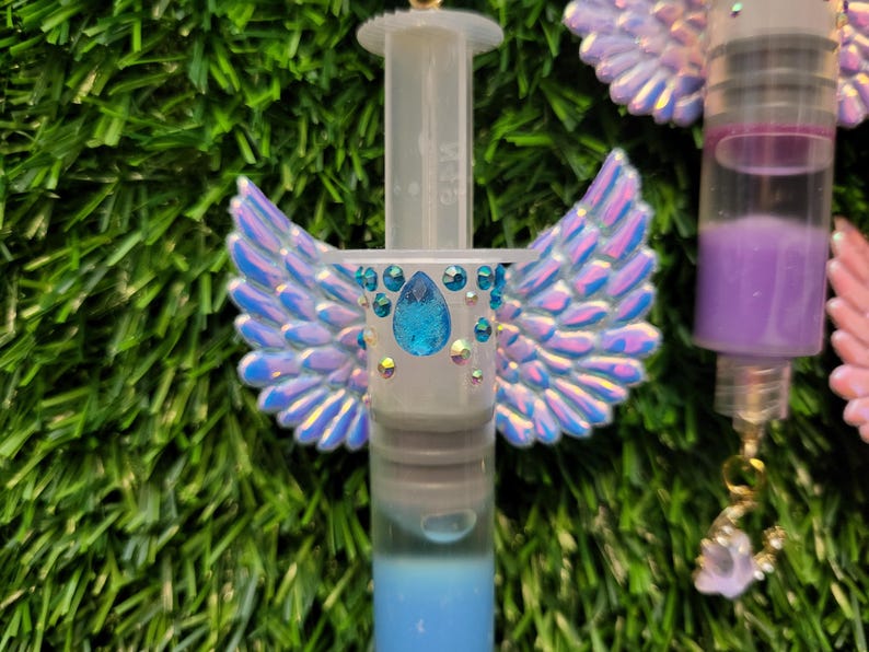 Magical Medi- Menhera, Magical Girl Syringe Necklace. - Etsy