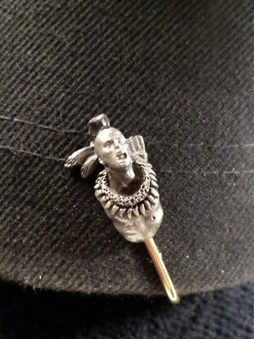 New Mini Sculpture { Huron } Hat Clips - Etsy