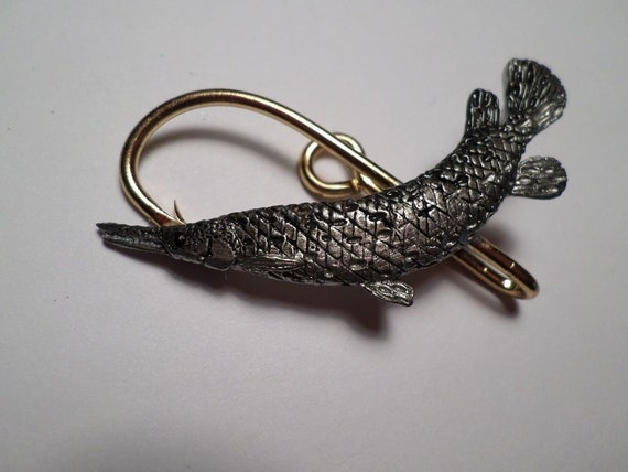 Longnose Gar Body Fish Hat Hook - Etsy